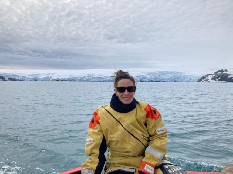 Variabilidad funcional del ecosistema bentónico en un fiordo Antártico ...